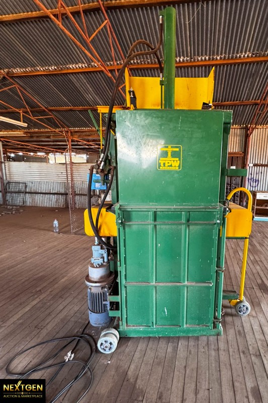TPW Wool Press in Excellent Condition | NextGen Auctions & Marketplace